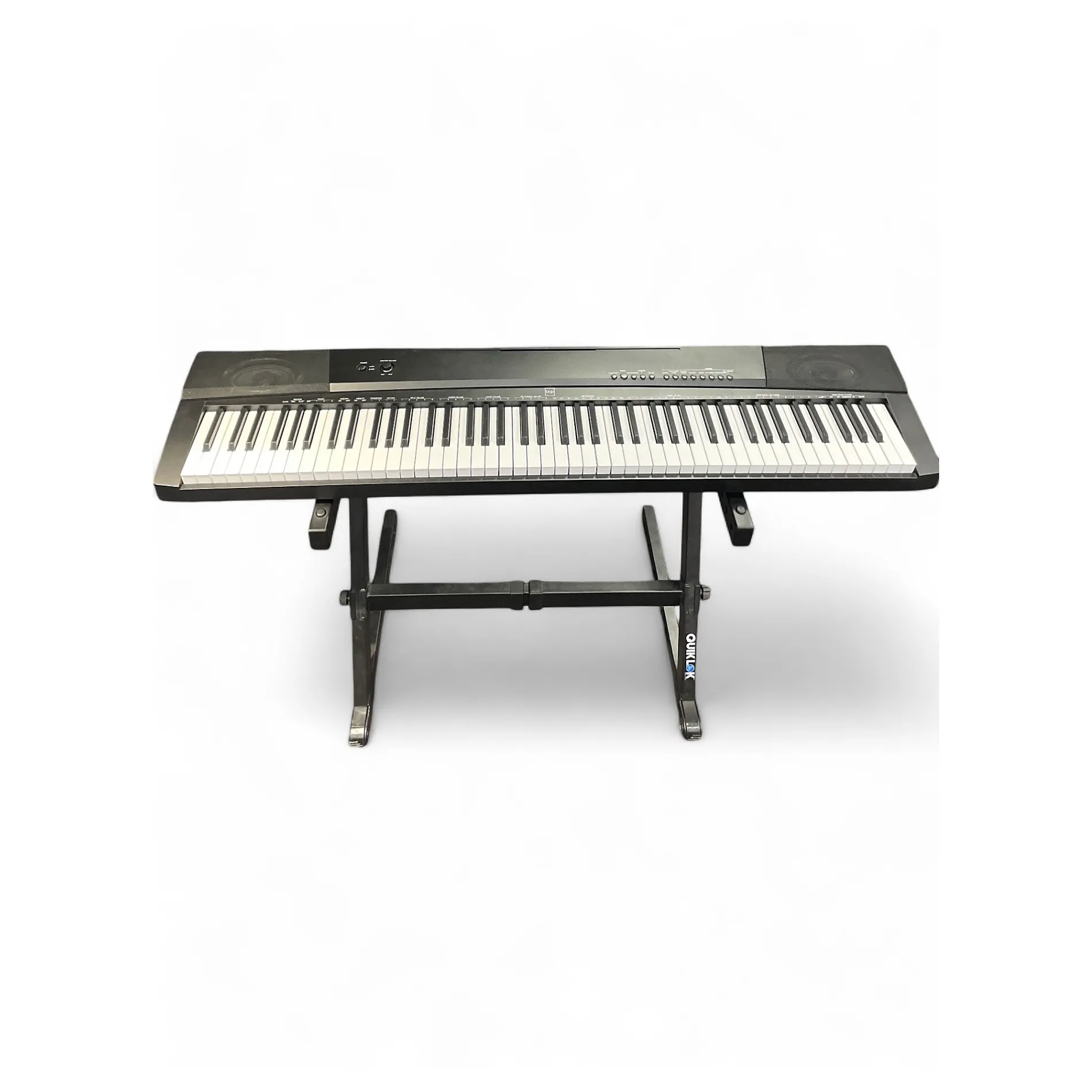 Used Bcp 88 Stage Portable Keyboard - Guitar World